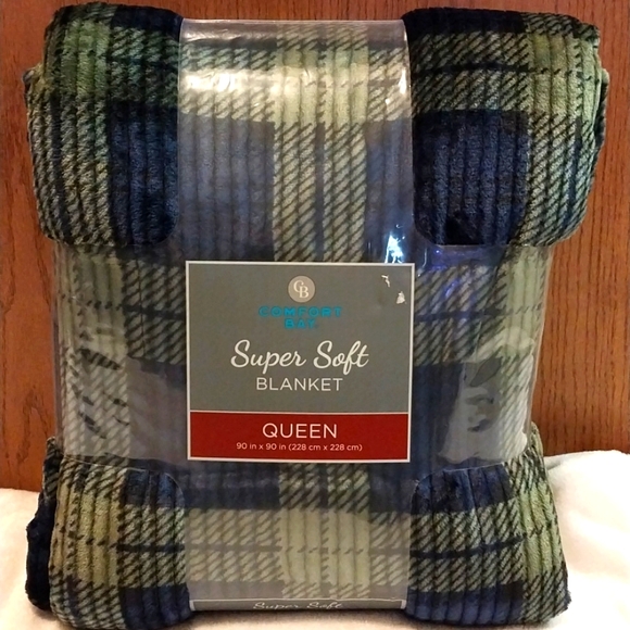Comfort Bay | Bedding | Plush Fleece Queen Sized Throw Blanket Size ...